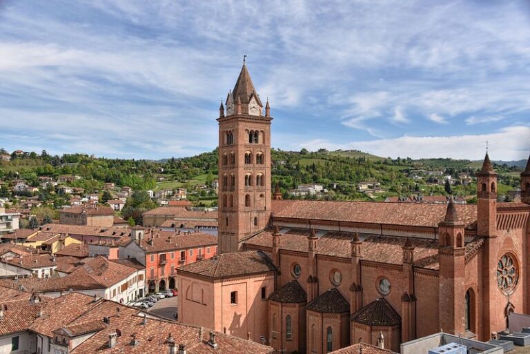 Ferrero and Nutella, pride of Alba | The chocolate factory of Alba